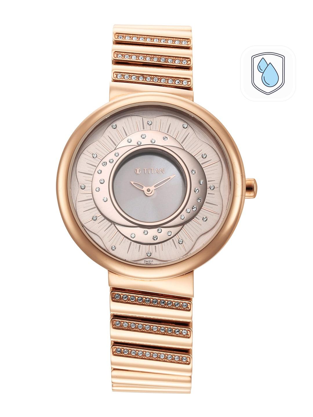 Buy Titan Purple Unending Beauty Quartz Analog With Pink Dial Watch For ...