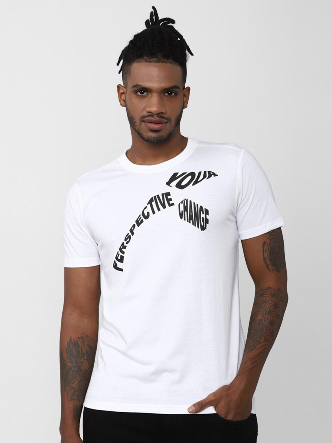 Buy FOREVER 21 Men White Typography Printed Cotton T Shirt - Tshirts ...
