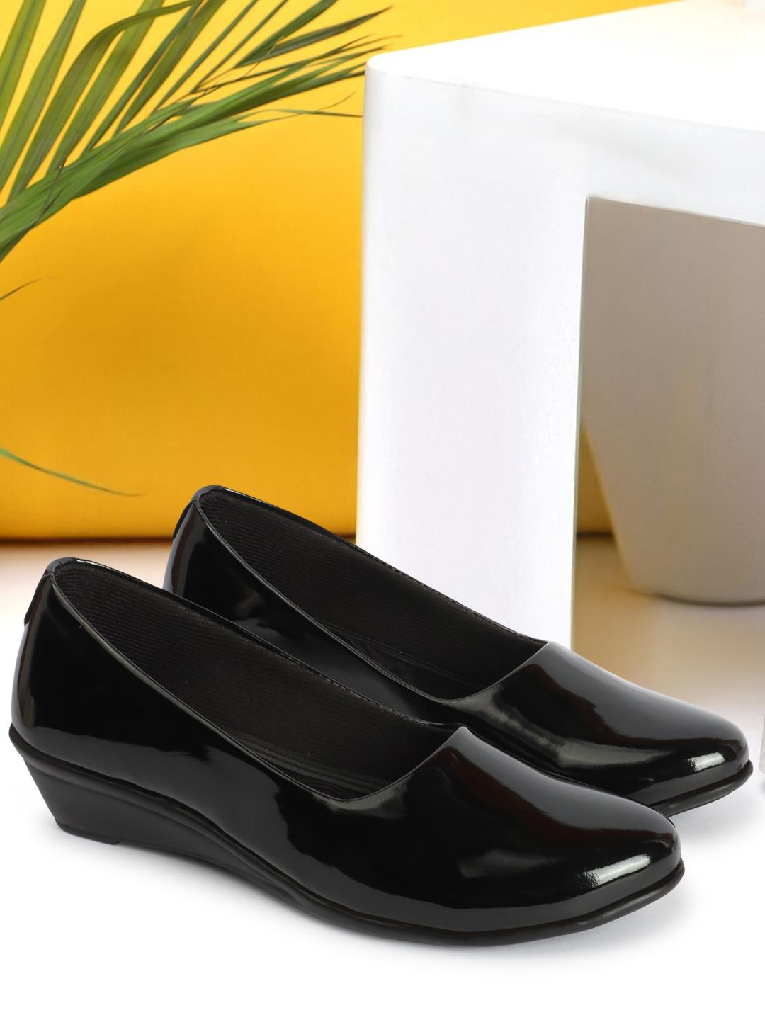 Buy Denill Women Black Textured Ballerinas With Bows Flats - Ballerinas ...