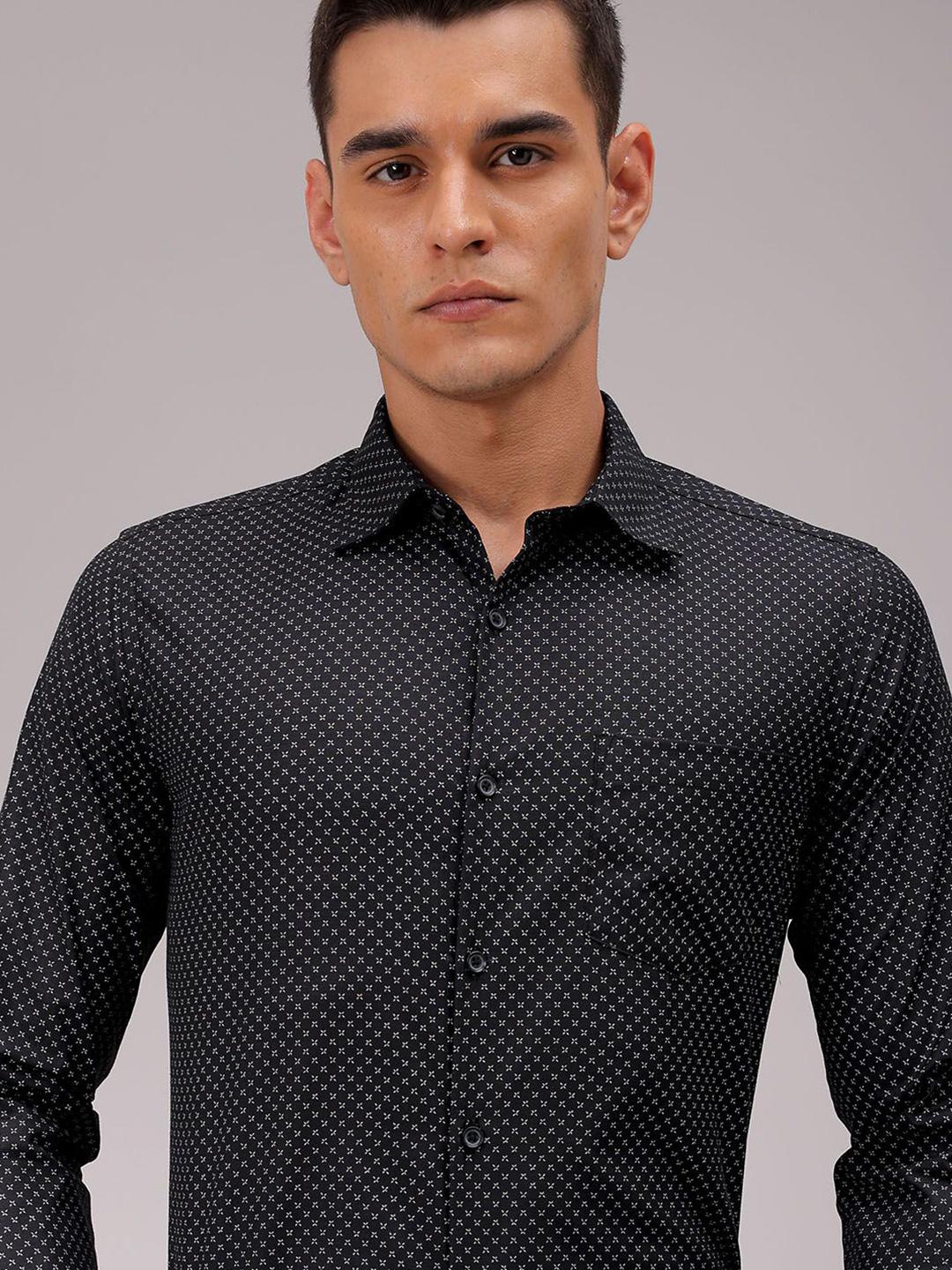 Buy The Indian Garage Co. X Luxe Men Cutaway Collar Micro Ditsy Printed ...