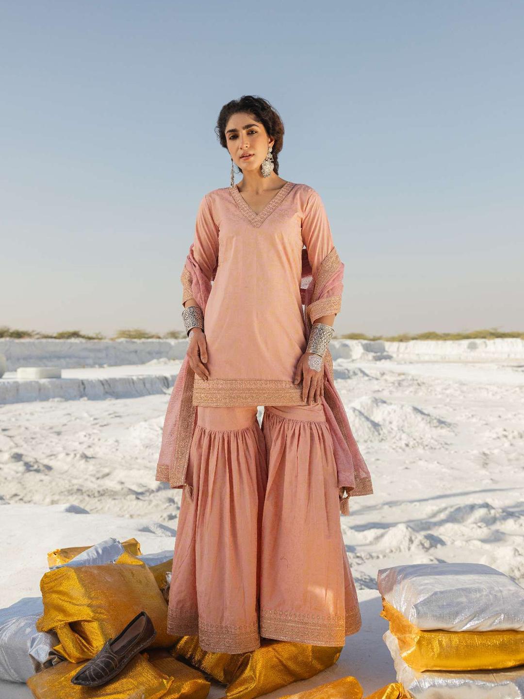 Buy KARAJ JAIPUR Floral Printed Thread Work Pure Cotton Kurti With ...