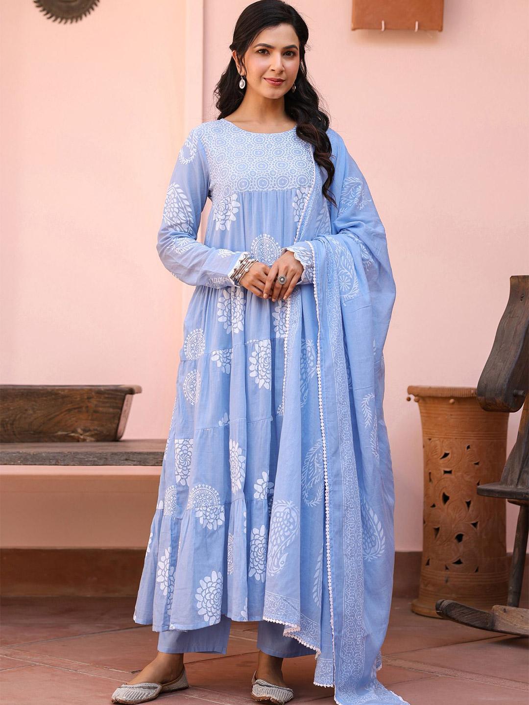 Buy SCAKHI Ethnic Motifs Khari Printed Tiered Anarkali Kurta With ...