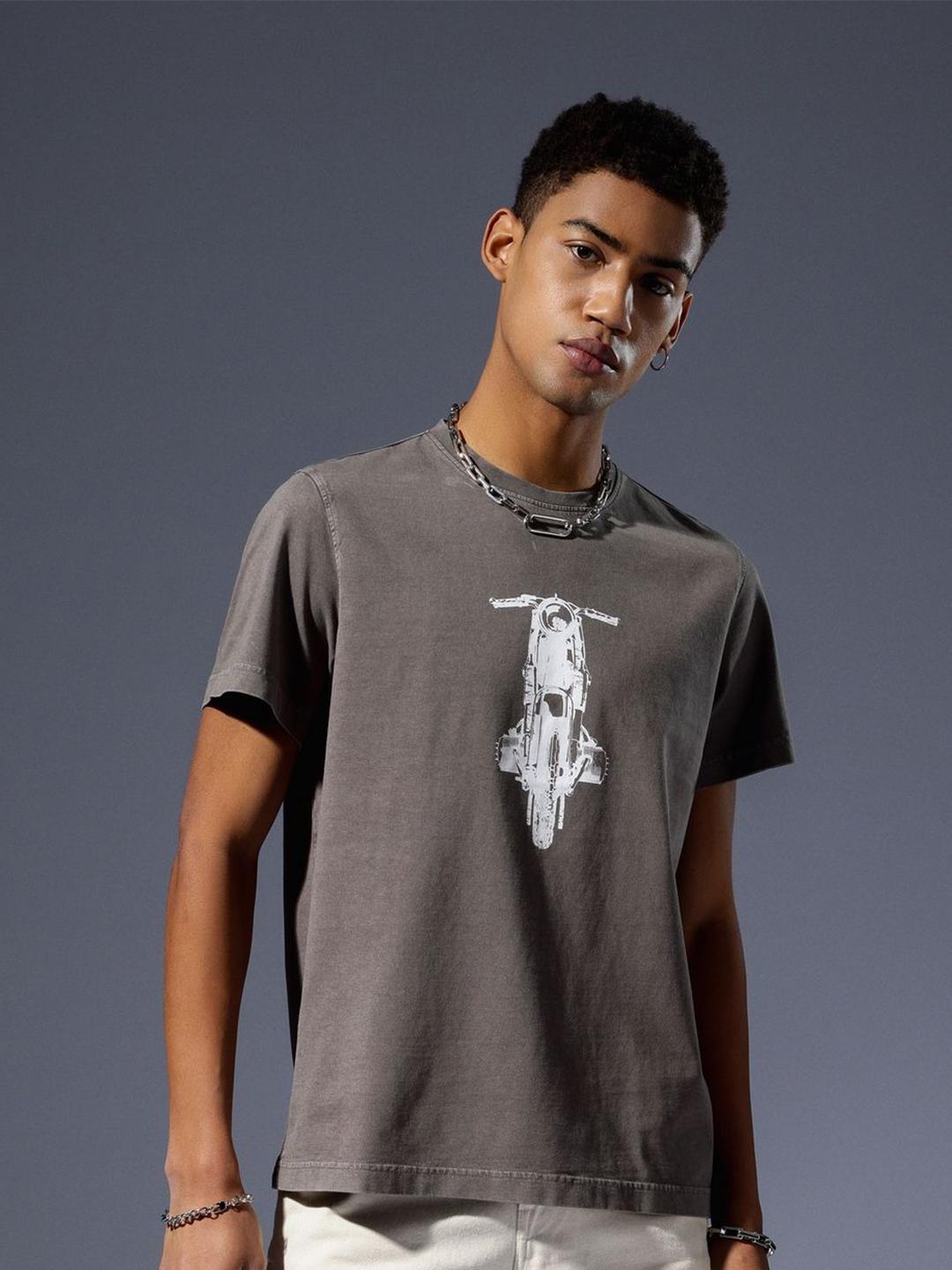Buy H&M Graphic Printed Regular Fit Cotton T Shirt - Tshirts for Men ...