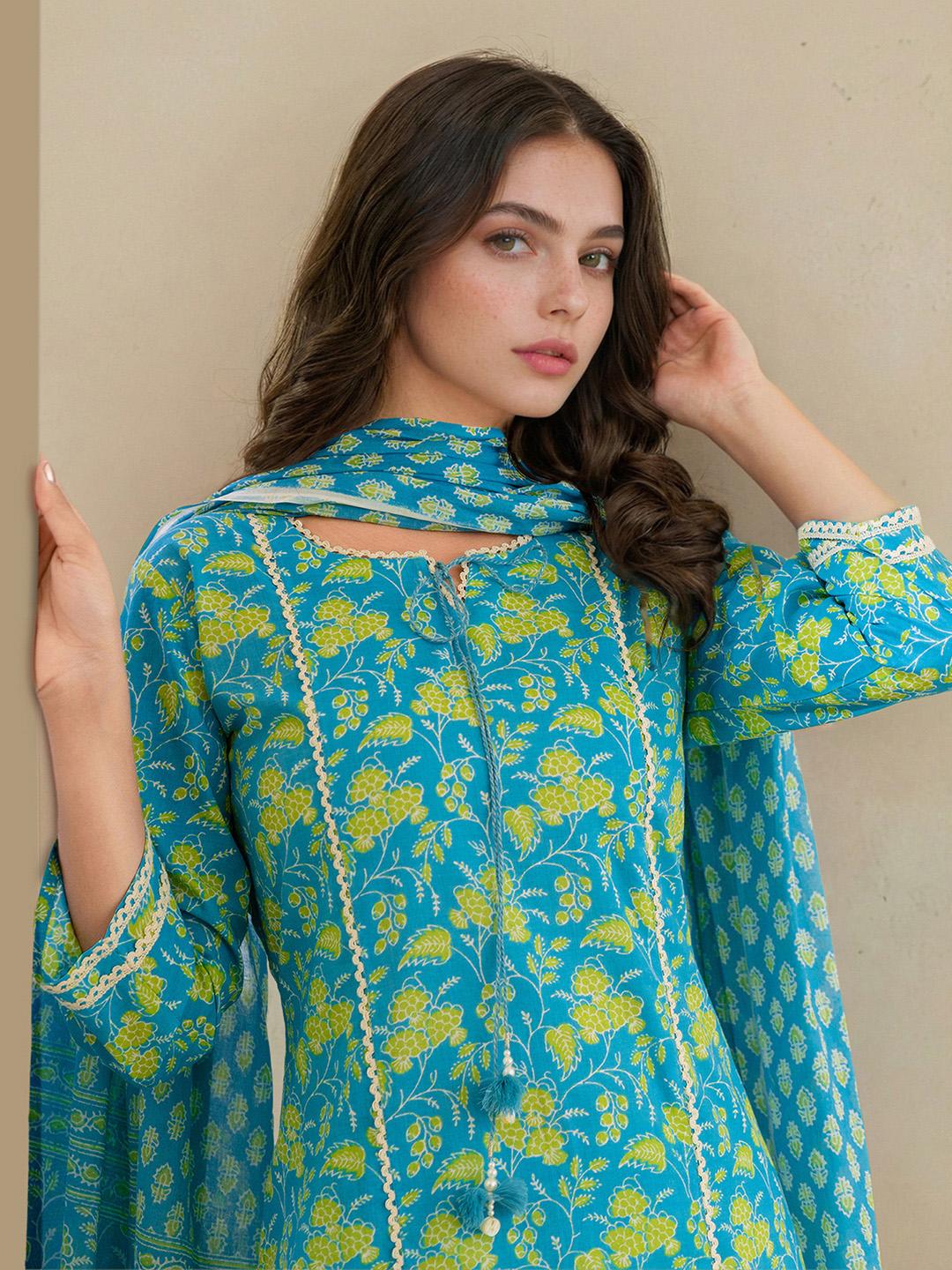 Buy SKYLEE Women Floral Printed Kurta With Trousers & Dupatta - Kurta ...