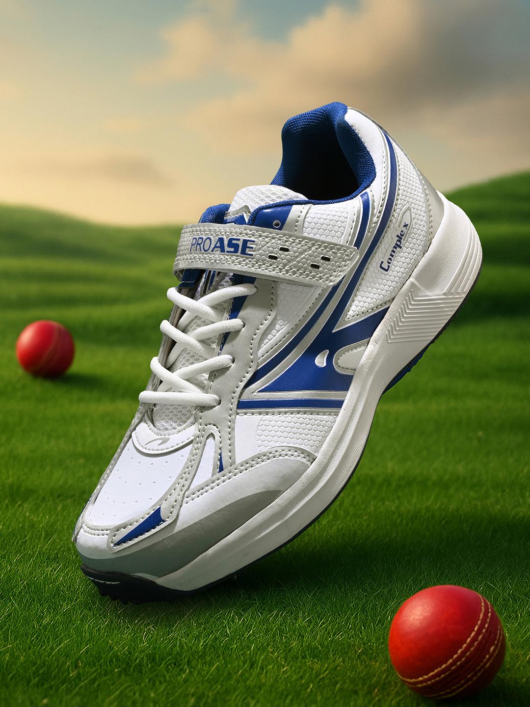 Buy PRO ASE Men Cricket Shoes - Sports Shoes for Men 32864422 | Myntra