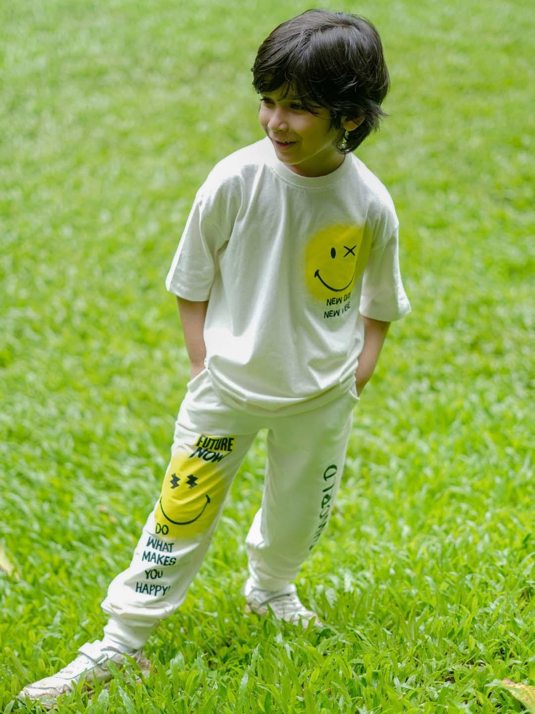Buy Nap Chief Kids Unisex Smileyworld Printed Pure Cotton T Shirt With ...