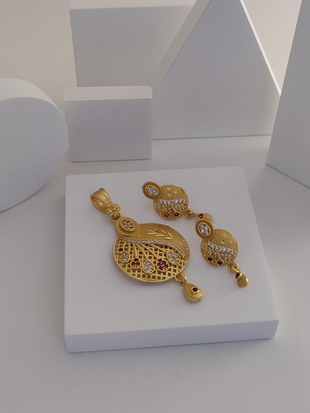 Buy OM KRISHIV COLLECTION Gold Plated Artificial Stones Studded Jewellery Set - Jewellery Set ...