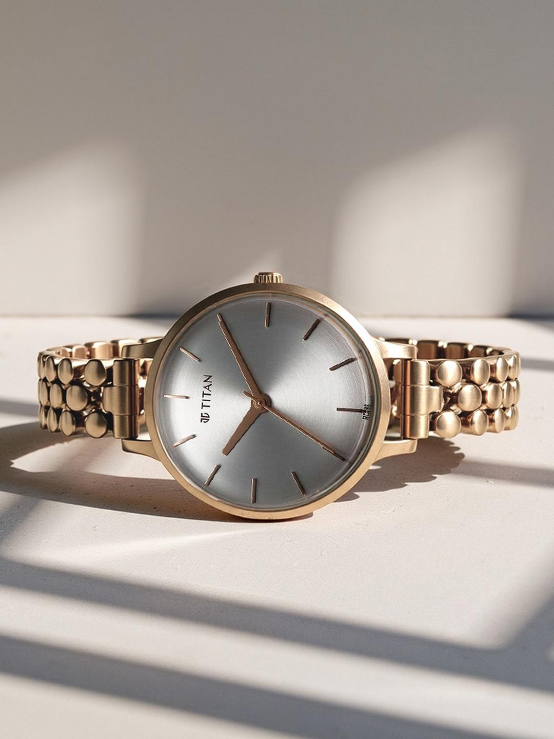Buy Titan Secluded Quartz Analog With Silver Dial Watch For Women ...