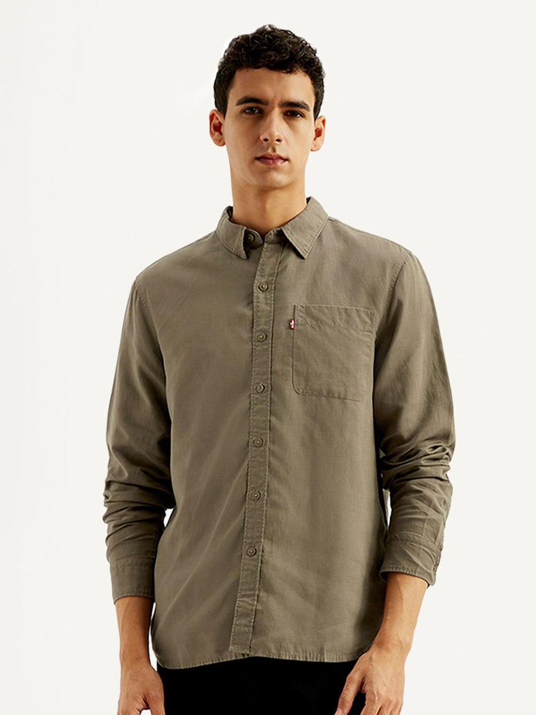 Buy Levis Men Classic Slim Fit Solid Spread Collar Casual Shirt ...