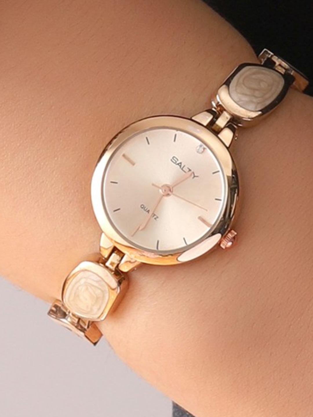 Buy SALTY Women Dial & Bracelet Style Straps Analogue Watch WT S 0030 G ...