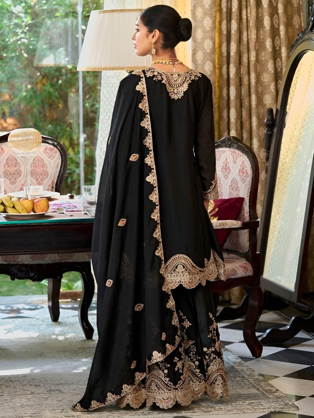 Buy AUTUMN LANE Roshandan Onyx Floral Embroidered A Line Panelled Kurta ...