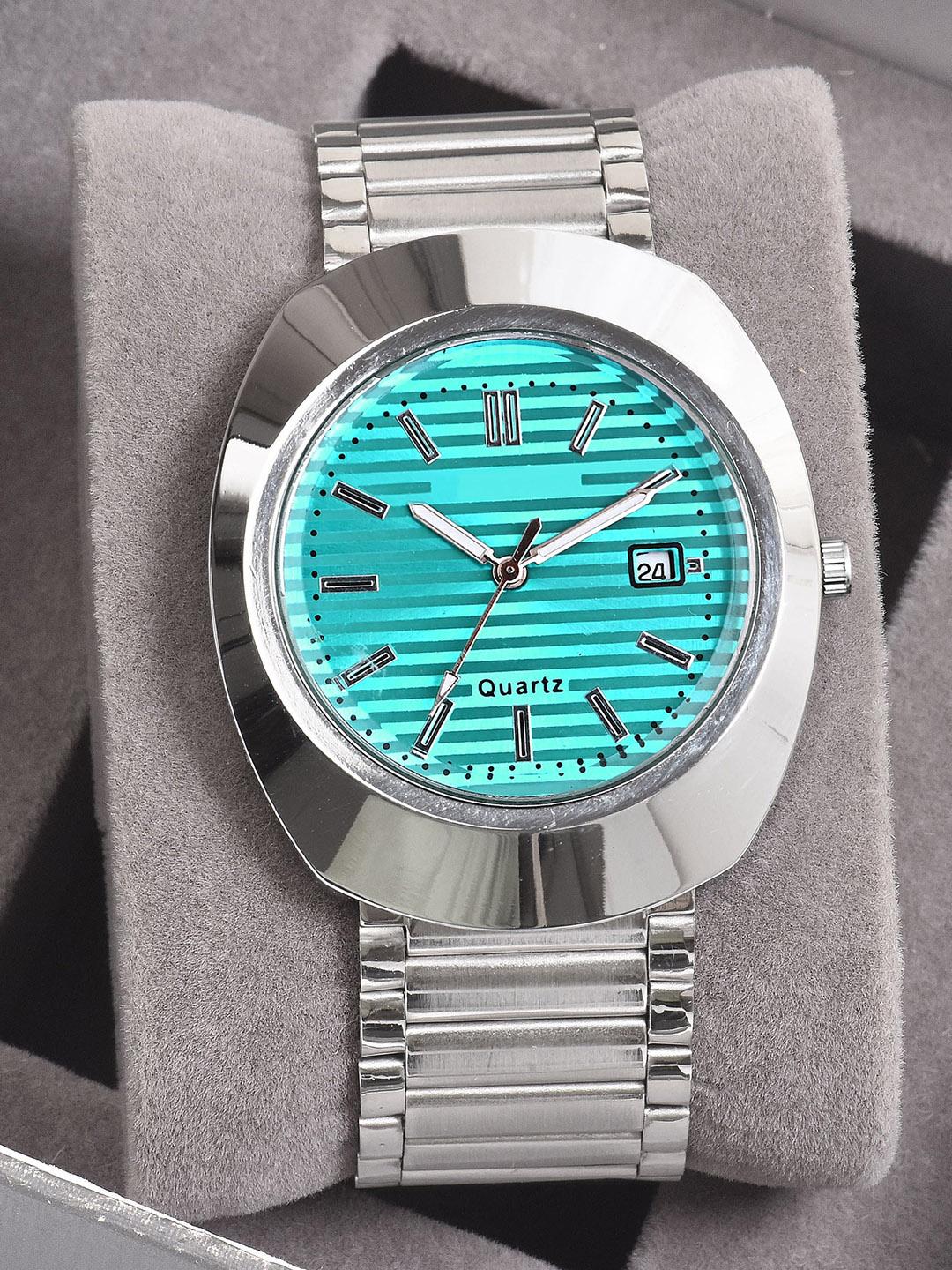 Buy SWADESI STUFF Men Dial & Bracelet Style Analogue Watch WOIG SKY ...