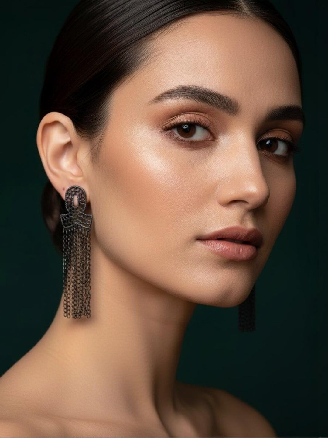 Buy DURATI Leaf Shaped Drop Earrings - Earrings for Women 38614932 | Myntra