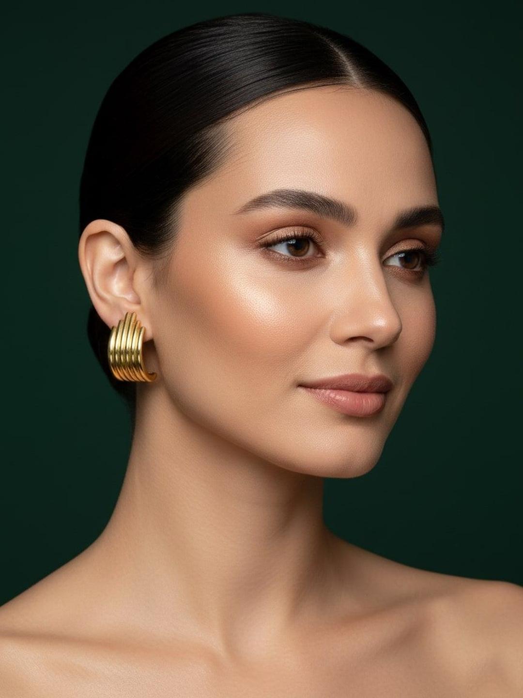 Buy DURATI Geometric Hoop Earrings - Earrings for Women 38819619 | Myntra