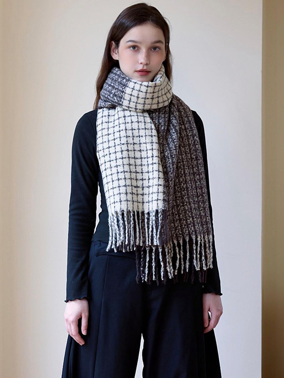 Buy LULU & SKY Women Checked Scarf - Scarves for Women 38388390 | Myntra