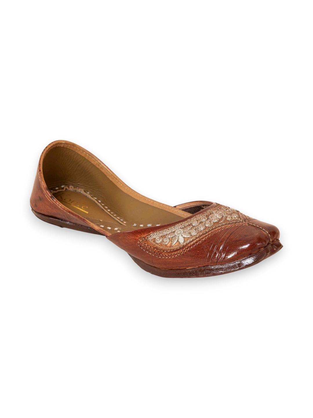 Buy Koufe Women Textured Mojaris - Casual Shoes for Women 38511312 | Myntra