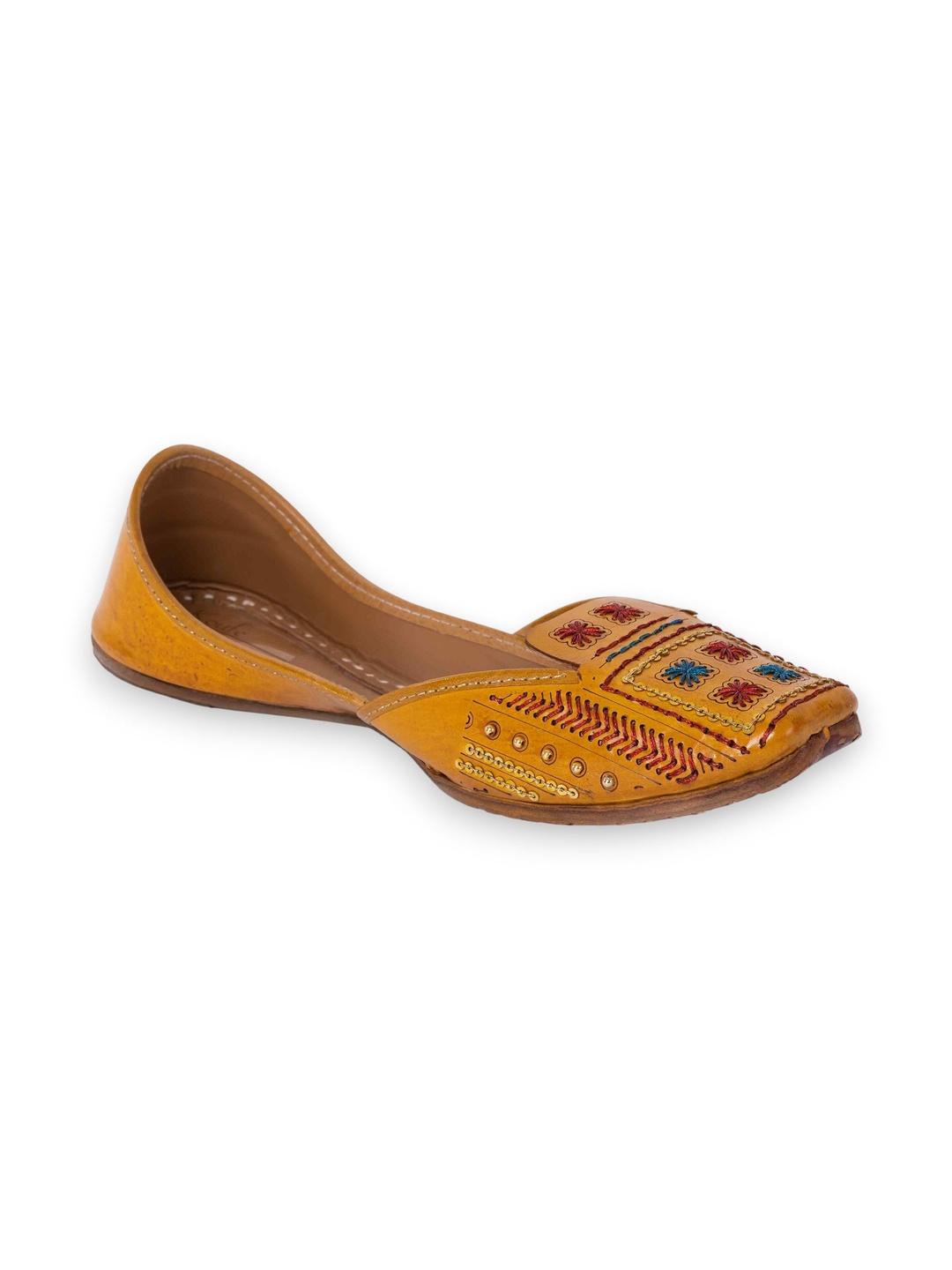 Buy Koufe Women Textured Mojaris - Casual Shoes for Women 38511455 | Myntra