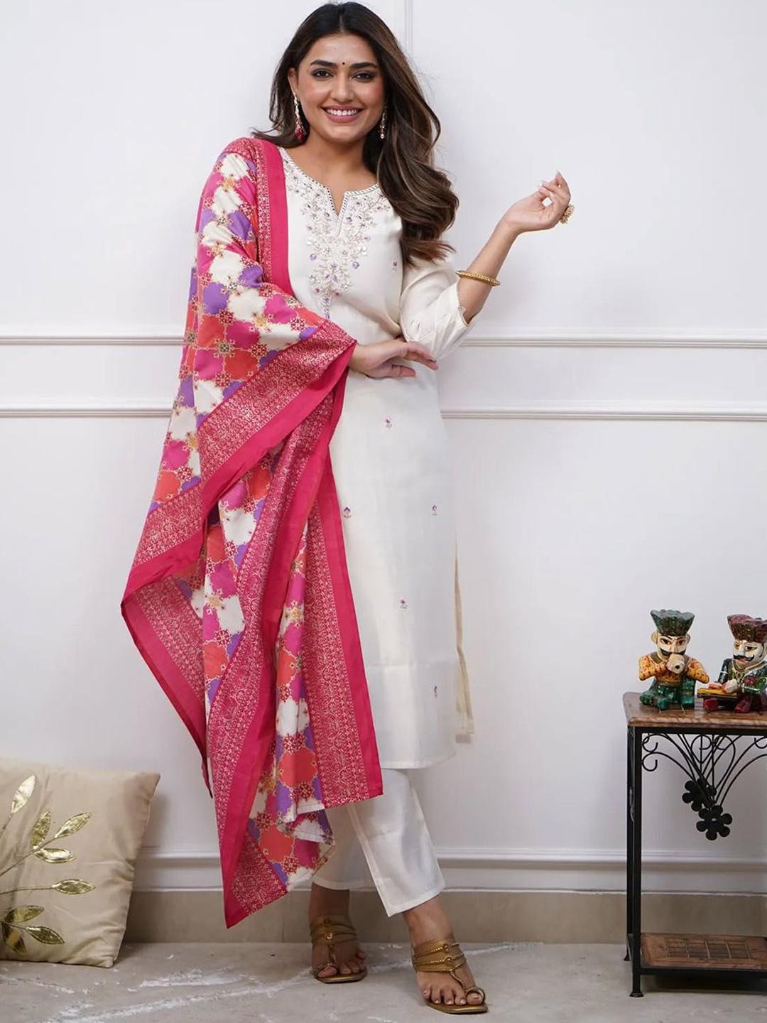 Buy GUNVANTI FAB Floral Embroidered Sequinned Work Straight Kurta With ...