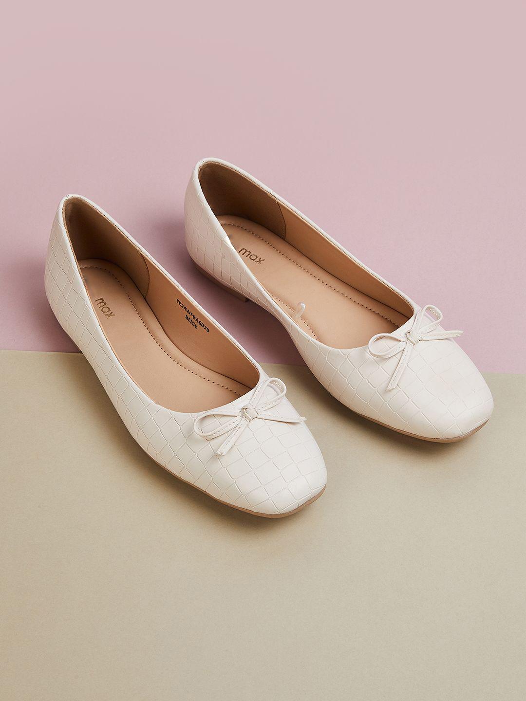 Buy Max Women Colourblocked Core With Bows Flats - Flats for Women ...