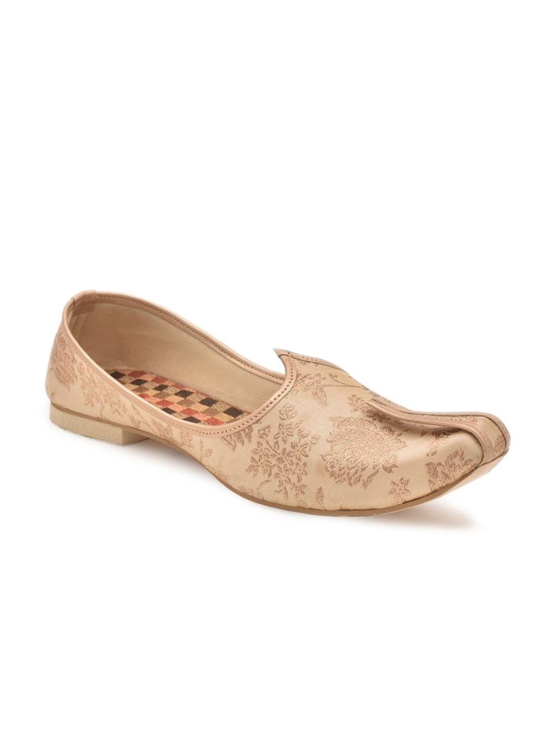 Buy Manyavar Men Jacquard Ethnic Juti Mojaris - Casual Shoes for Men ...