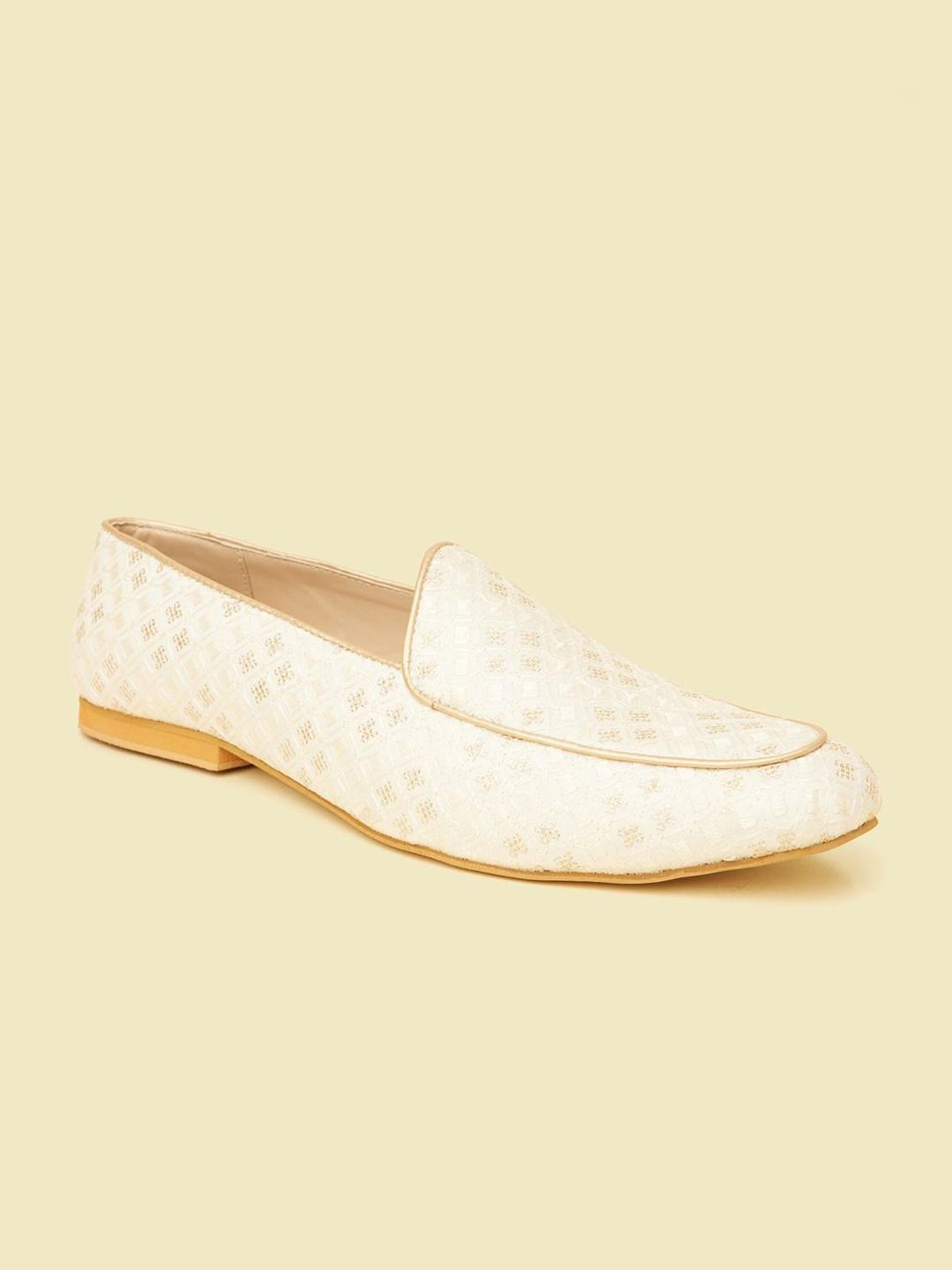 Buy Manyavar Men Sequinned Jaal Patterned Ethnic Mojaris - Casual Shoes ...