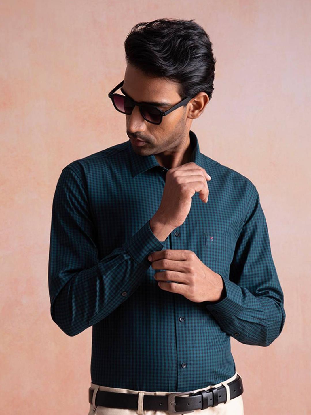 Buy Sero Men Smart Slim Fit Spread Collar Micro Checked Cotton Formal ...
