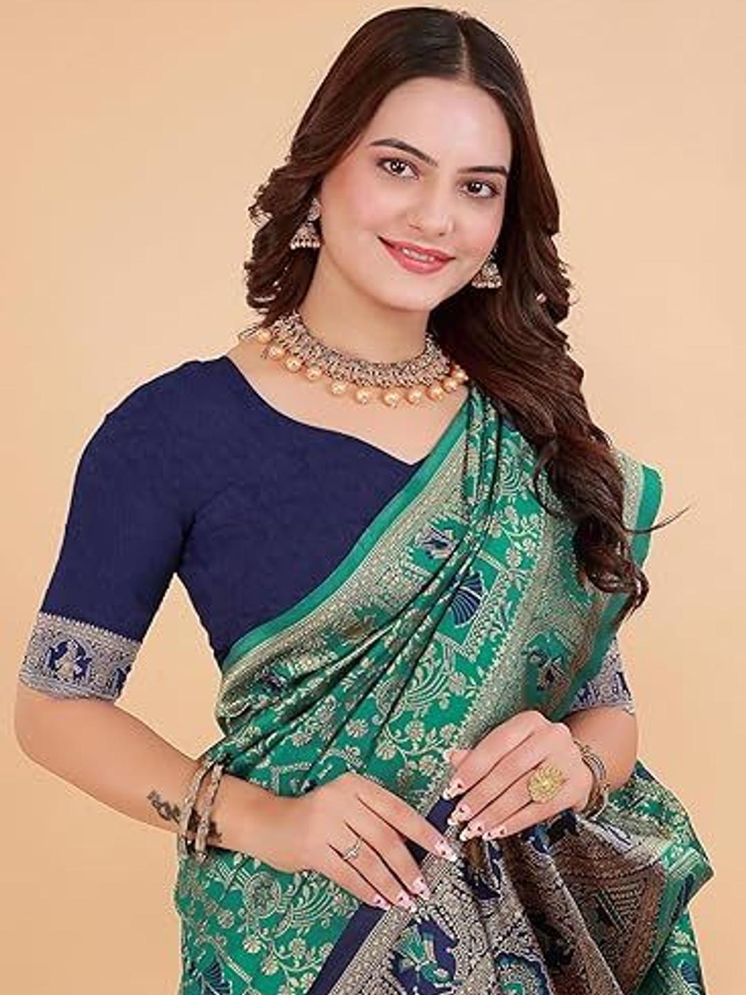 Buy Suratwala Woven Design Zari Saree - Sarees for Women 32427065 | Myntra