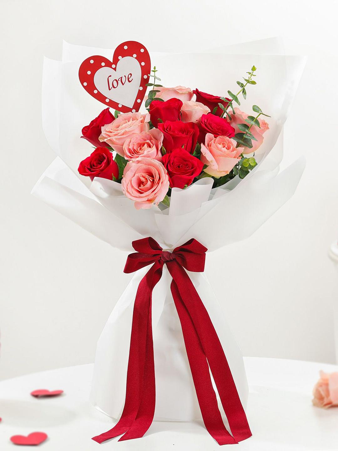Buy IGP 14Pcs Romantic Symphony Valentine Red Roses Bouquet - Fresh ...