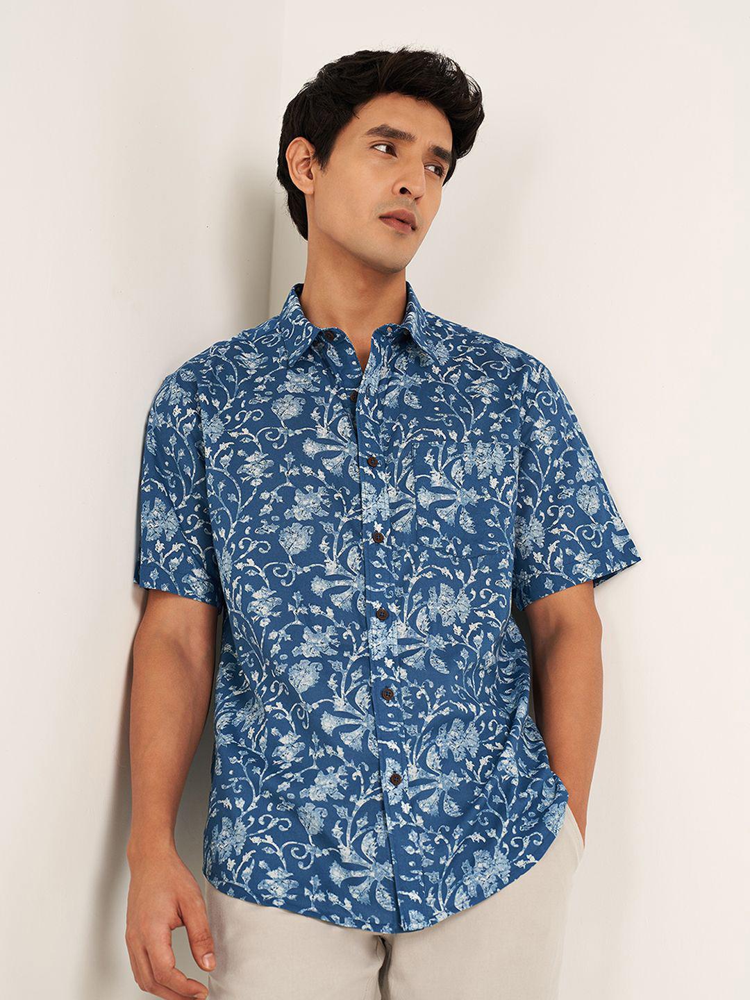 Buy Indus Route By Pantaloons Men Spread Collar Floral Printed Cotton ...