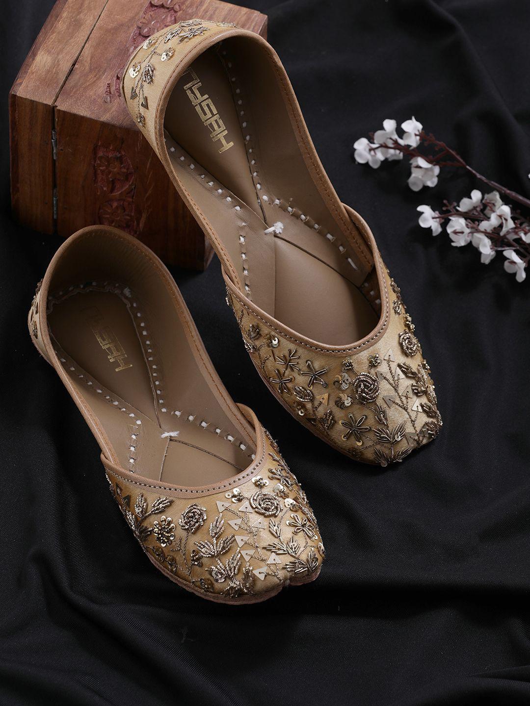 Buy Nysah Women Embellished Party Mojaris Flats - Flats for Women ...
