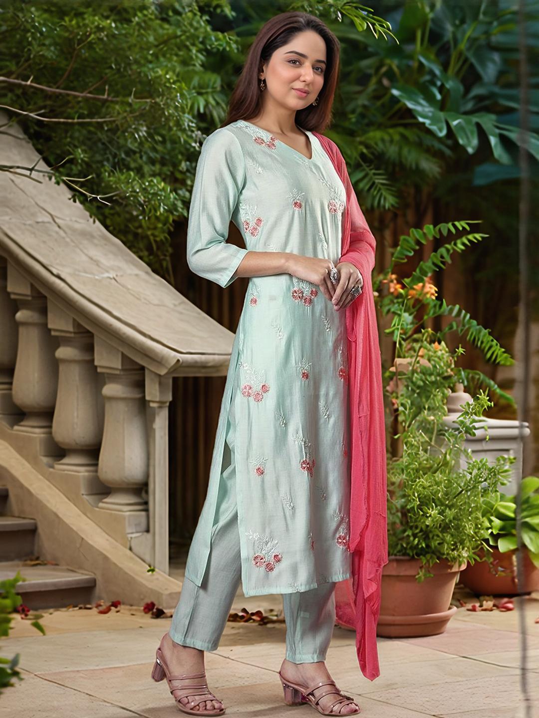 Buy Aaghnya Women Embroidered Viscose Rayon Kurta Sets - Kurta Sets for ...