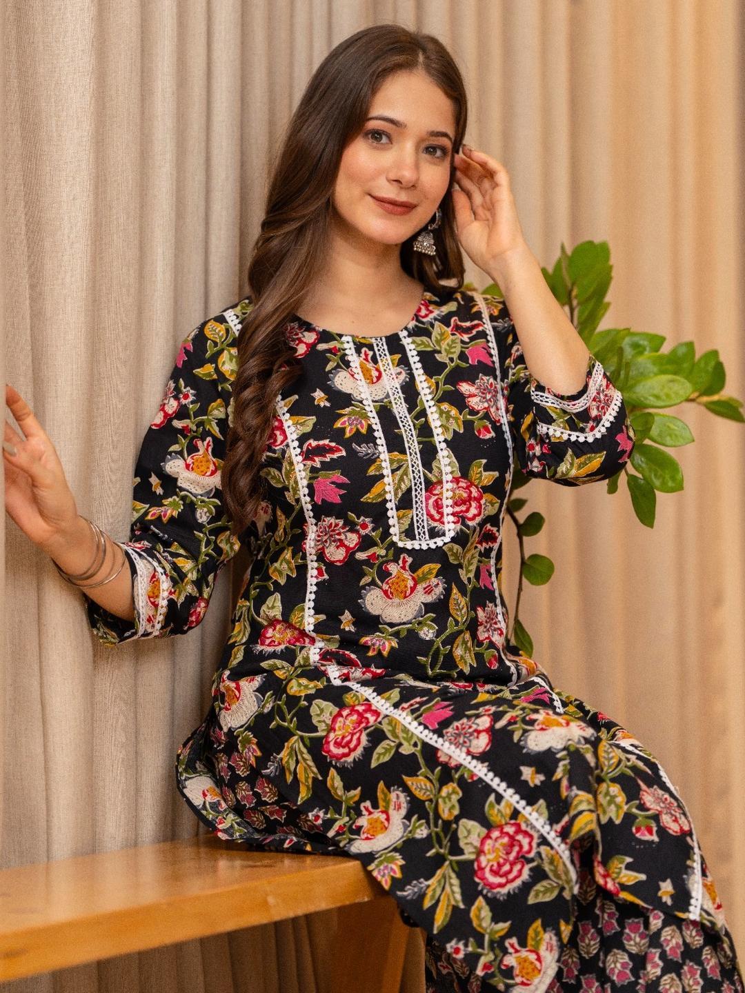 Buy KJFAB Women Floral Printed Panelled Pure Cotton Kurta With Trousers ...