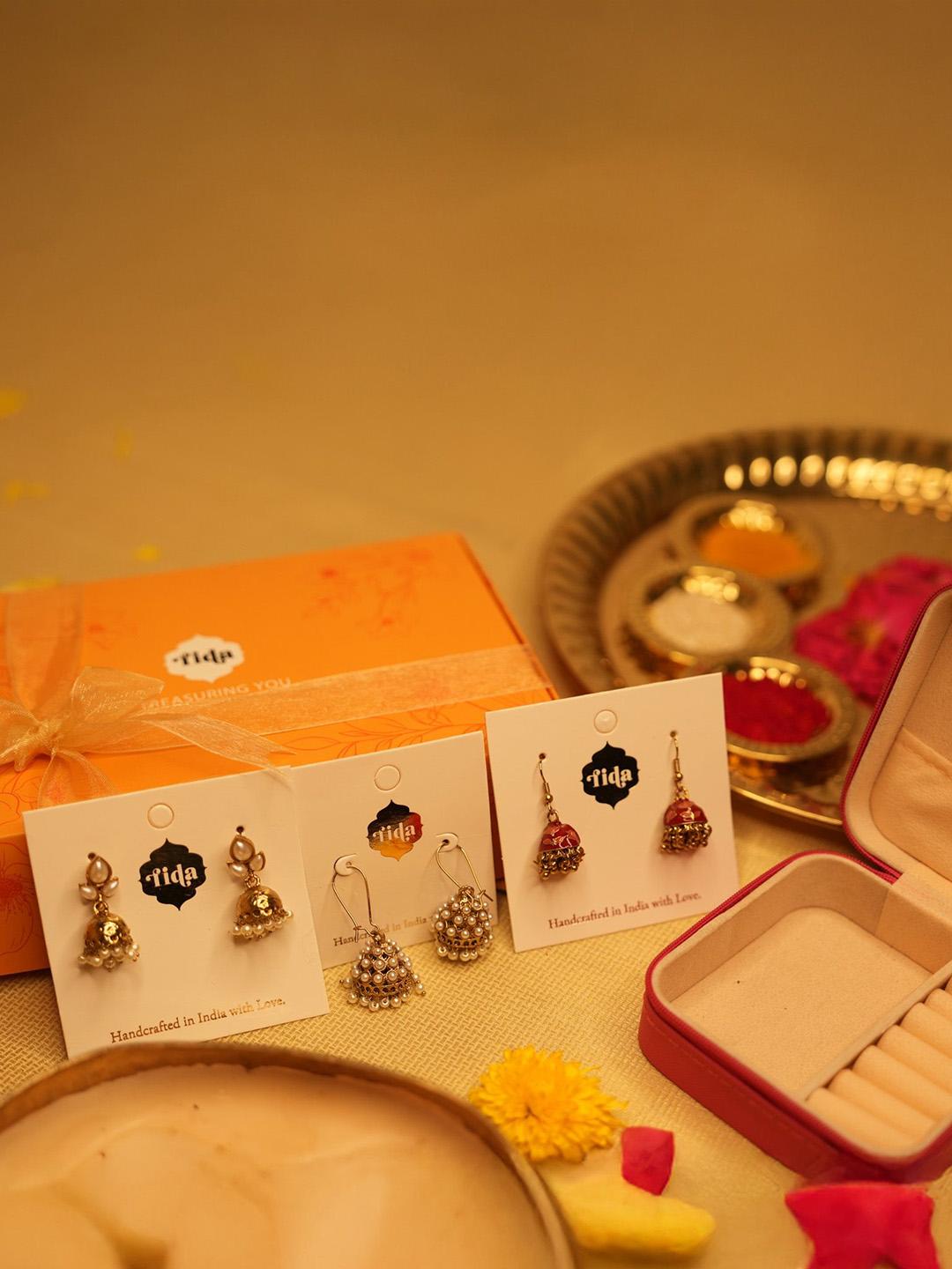 Buy Fida Jhumka Gira Re Jewellery Gift Box Set - Rakhi Gift Set for ...