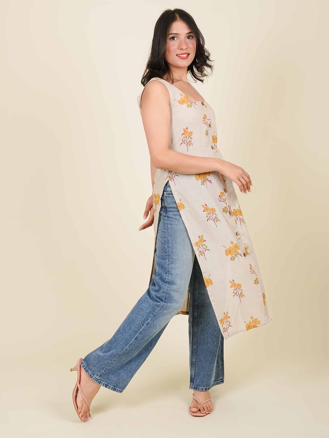 Buy MONOMEE Floral Printed Square Neck Cotton Straight Kurta - Kurtas ...