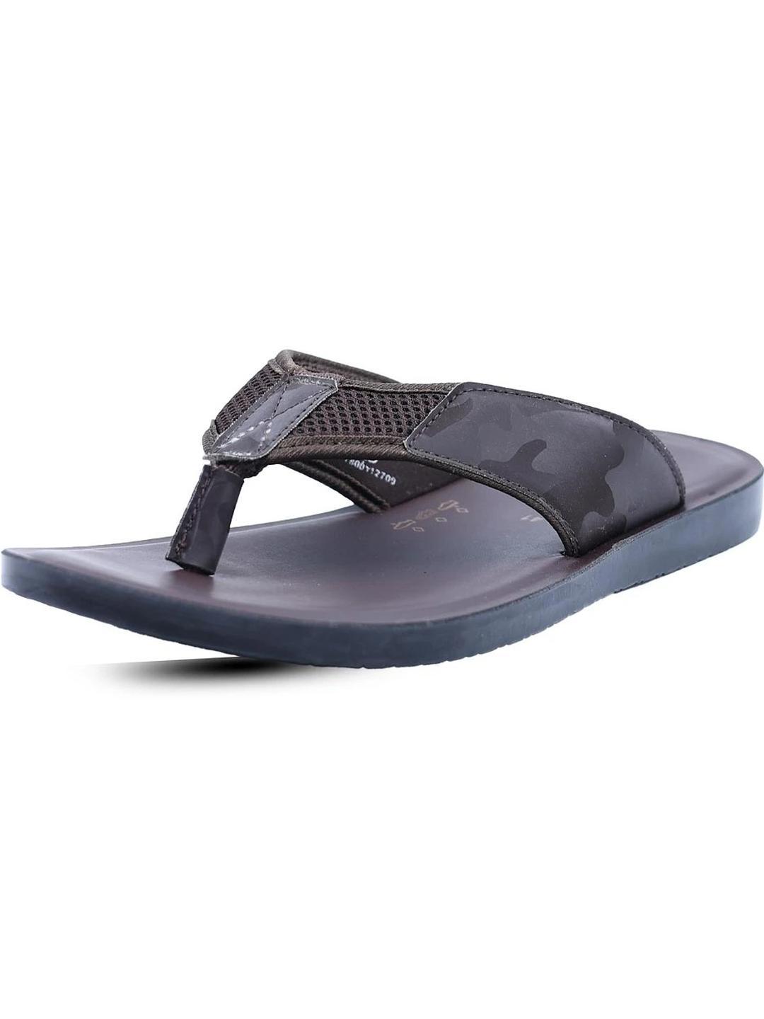 Buy Trekiva Men Grey PU Flip Flops - Flip Flops for Men 35919489 | Myntra