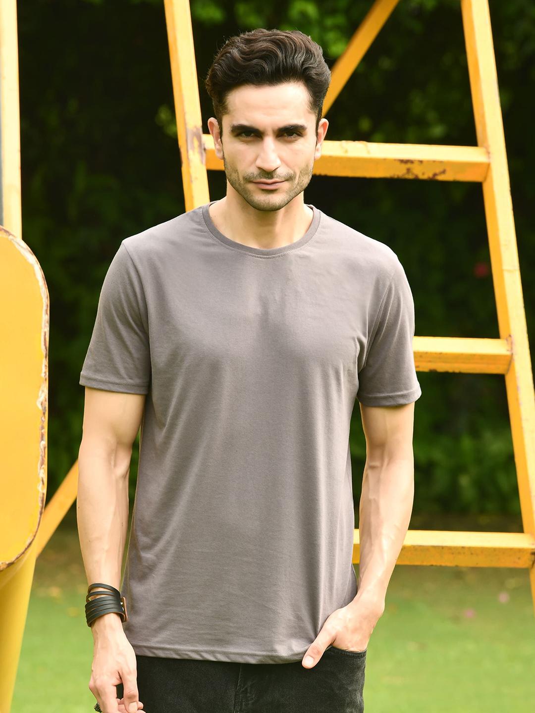 Buy KOR Men Solid Round Neck Short Sleeves Cotton T Shirt - Tshirts for ...
