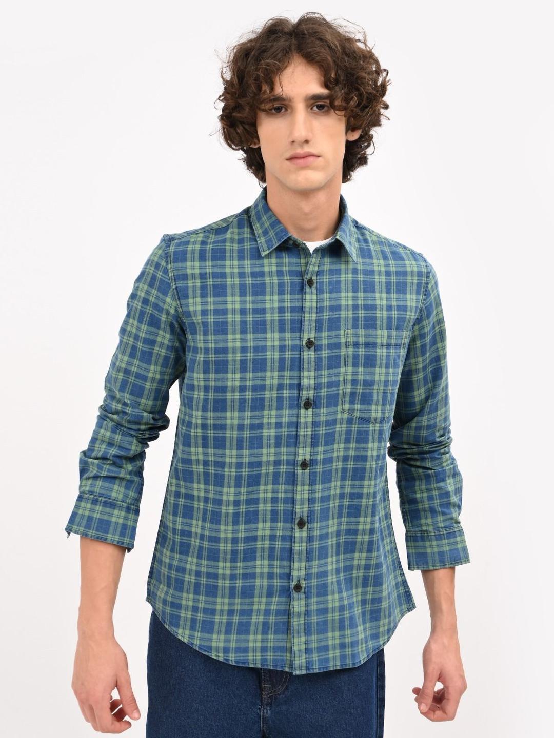 Buy Blu MNKY Men Classic Fit Checked Spread Collar Cotton Casual Shirt ...