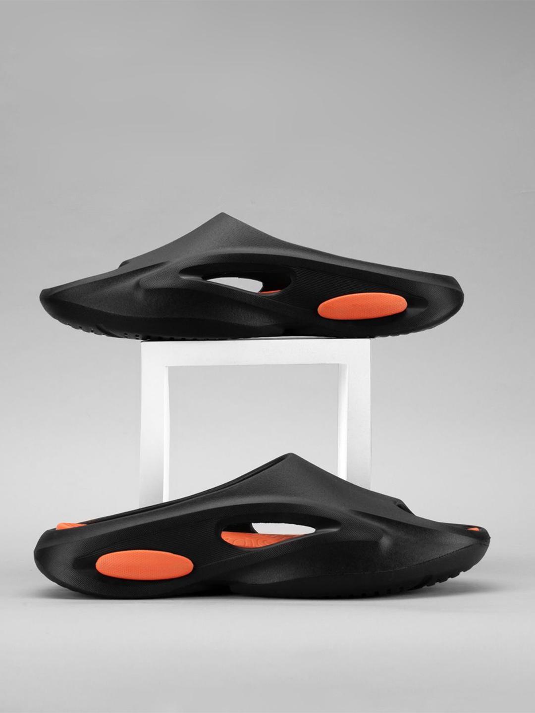 Buy Atom Men Sliders - Flip Flops for Men 35936766 | Myntra