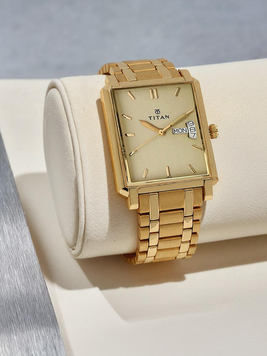 Buy Titan Regalia Quartz Analog With Champagne Dial Watch For Men ...