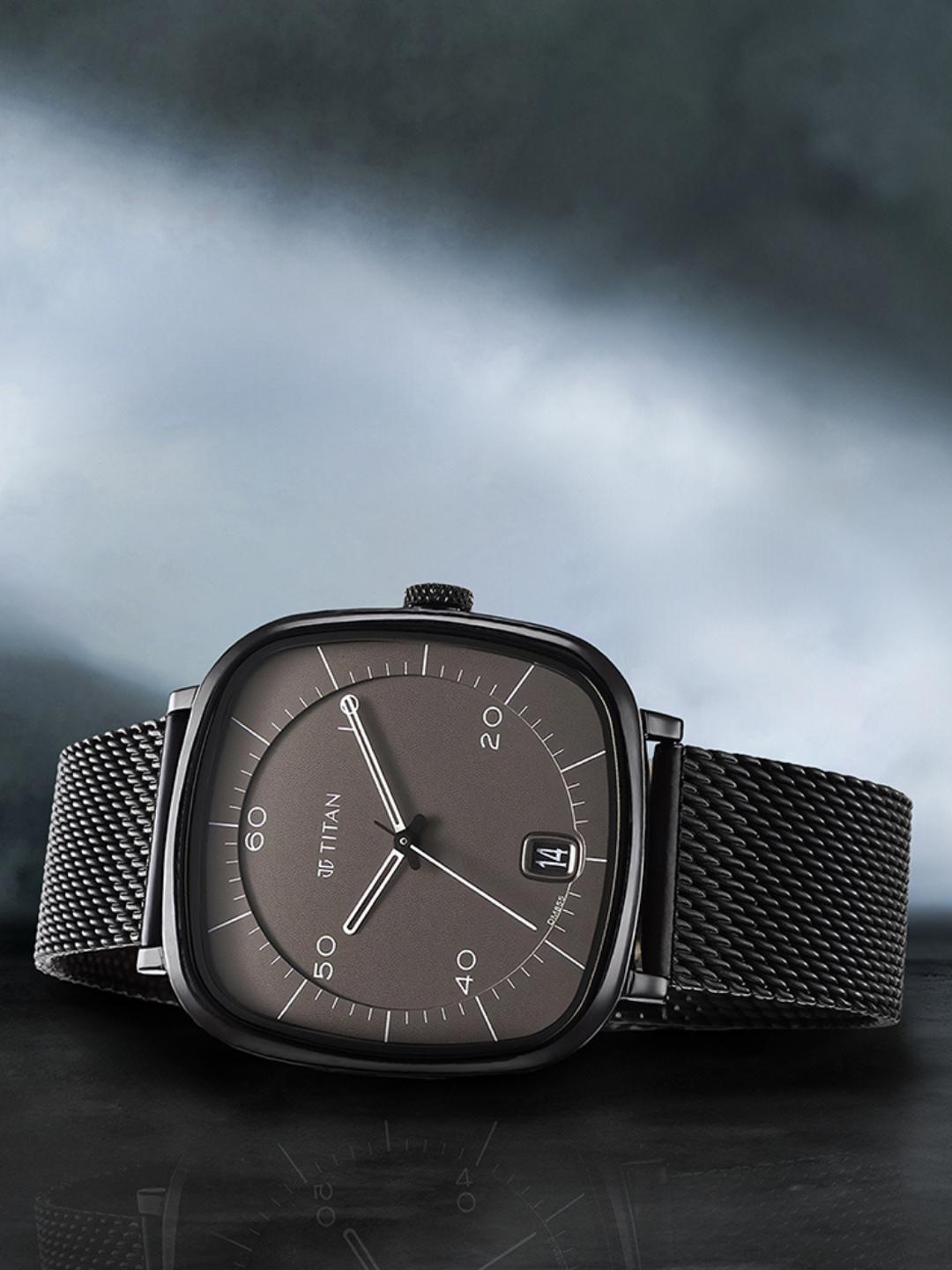 Buy Titan Men Dial & Bracelet Style Straps Analogue Watch 1885NM01 ...