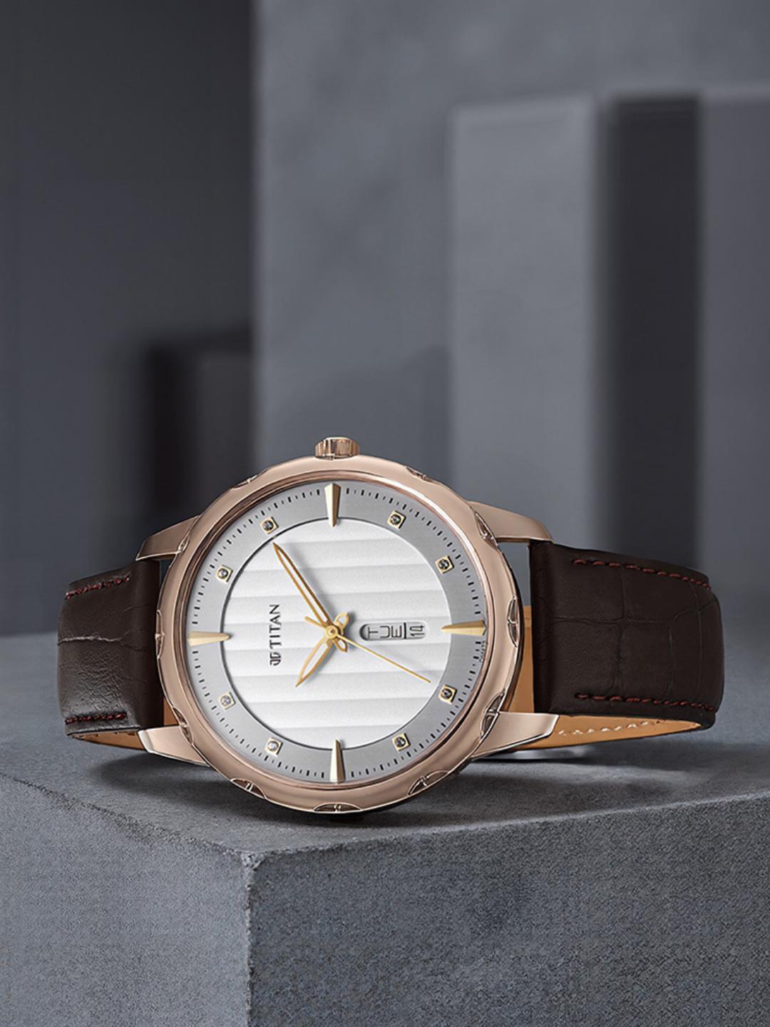 Buy Titan Regalia Opulent Quartz Analog Two Toned White & Grey Dial ...