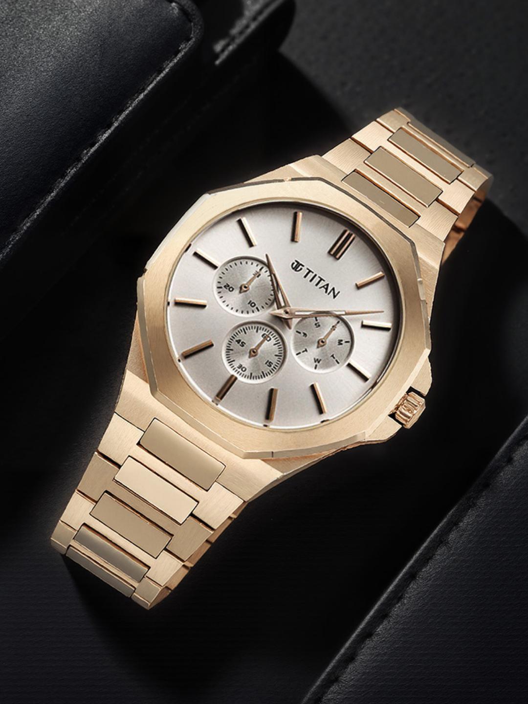 Buy Titan Classic Slim Multifunction Analog With Silver Dial Watch For ...