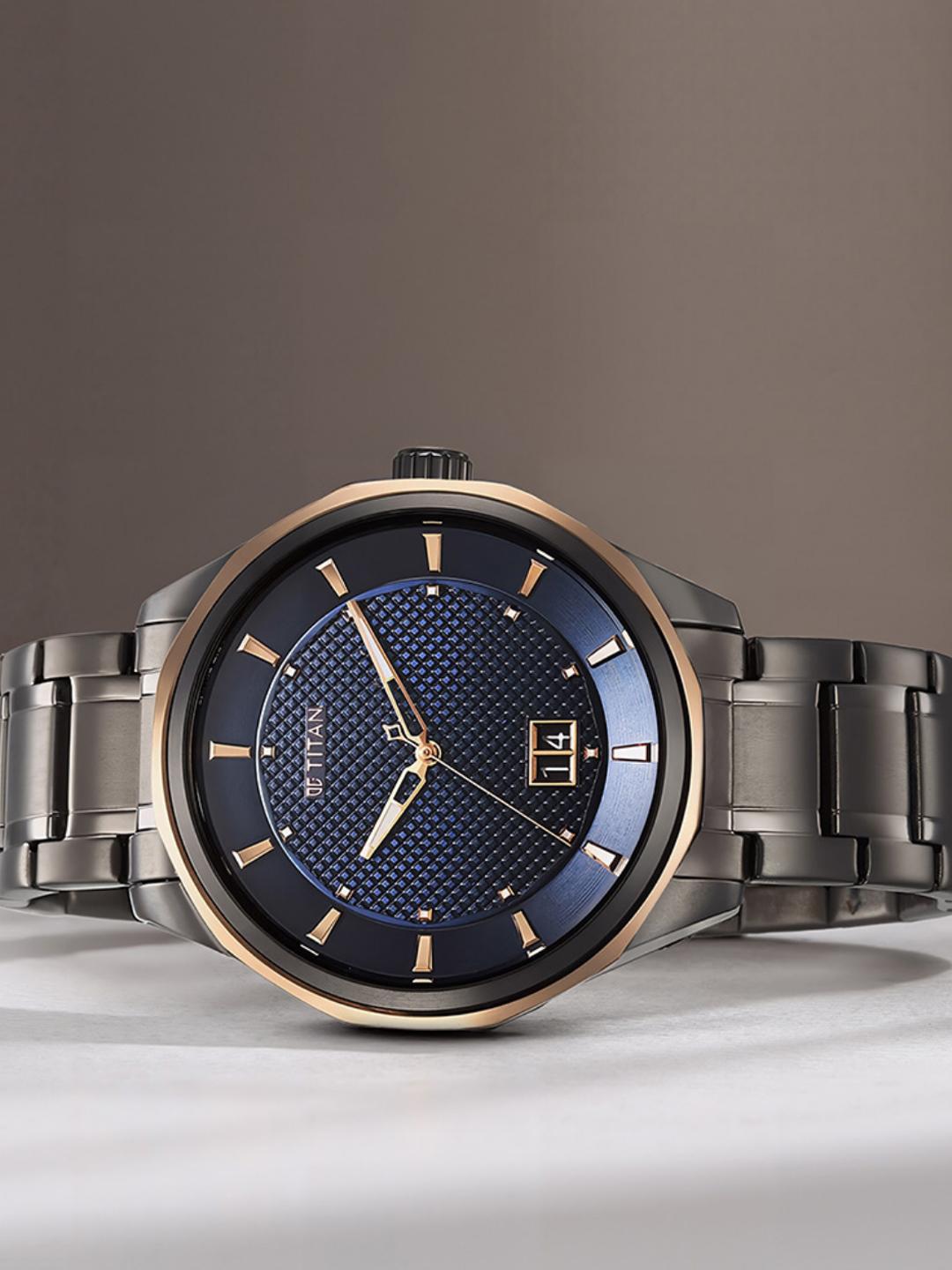 Buy Titan Men Dial & Stainless Steel Bracelet Style Straps Analogue ...