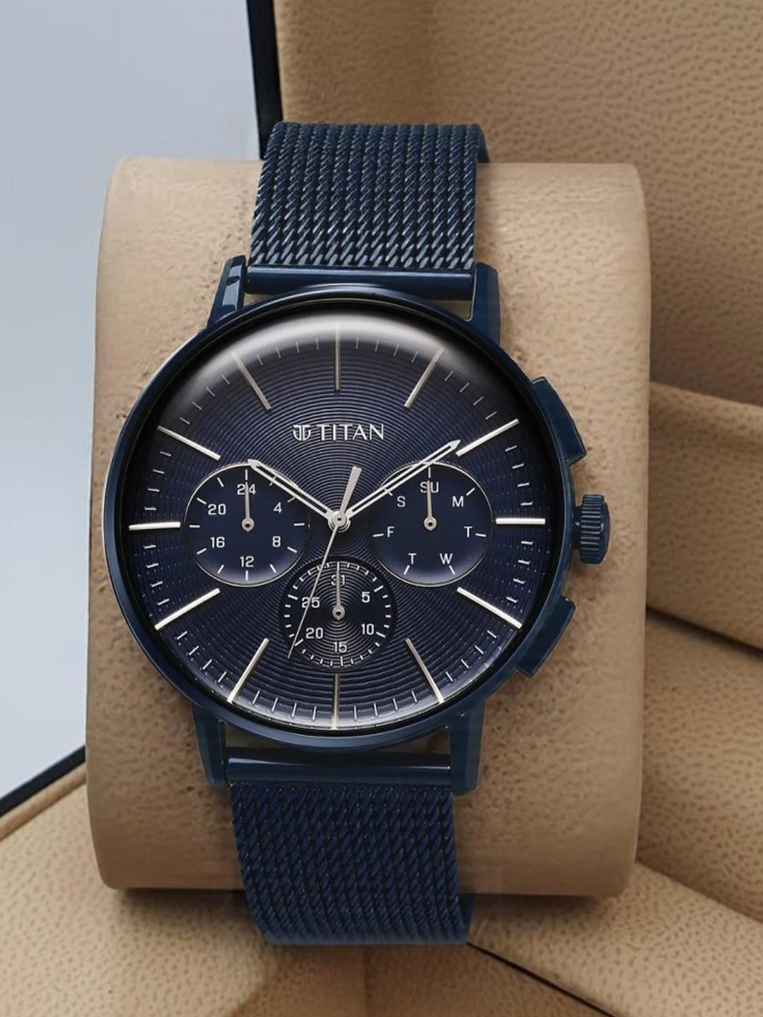 Buy Titan Men Dial & Stainless Steel Bracelet Style Straps Analogue ...