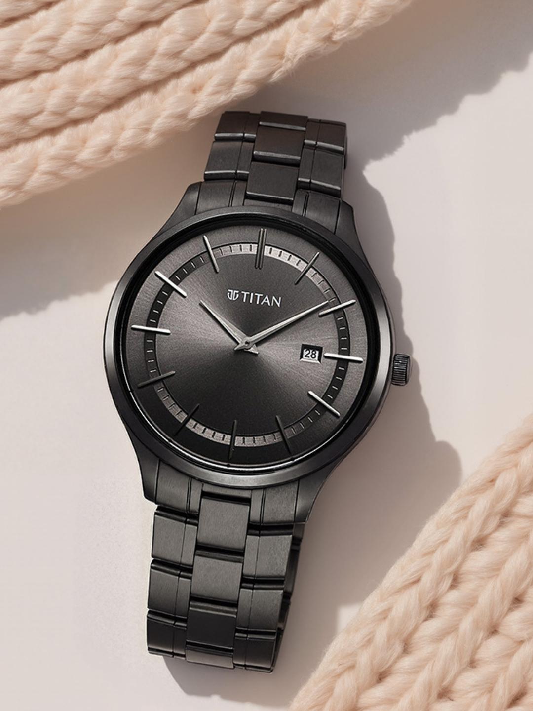 Buy Titan Men Round Dial & Stainless Steel Straps Analogue Watch ...