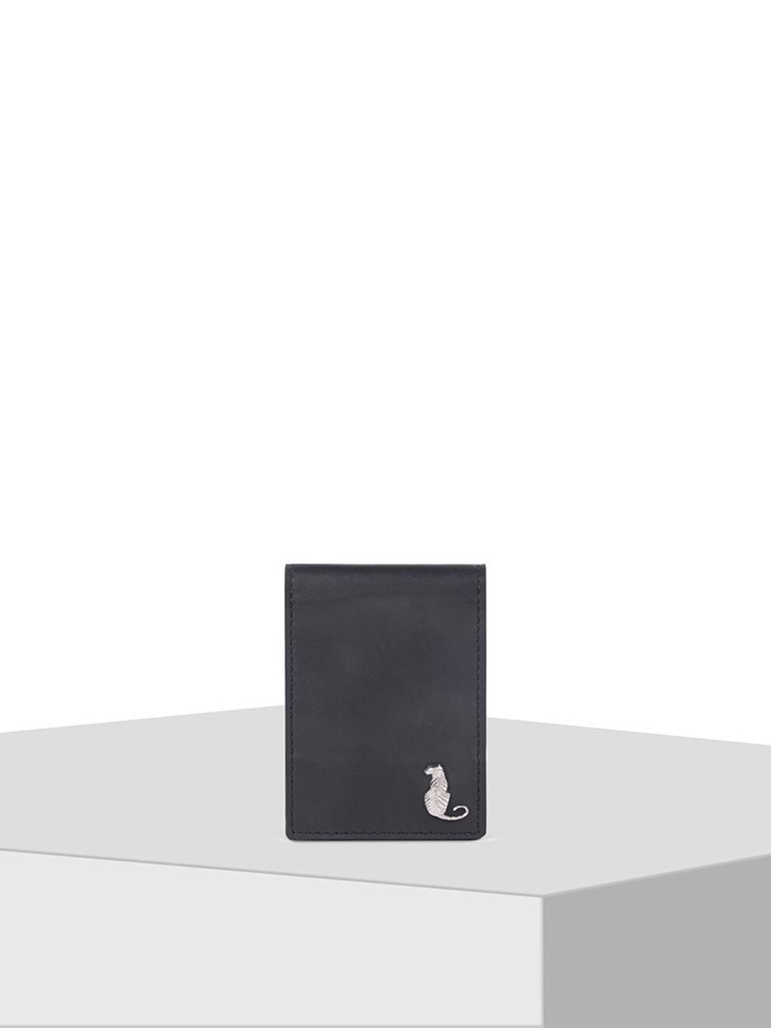 Buy TIGER MARRON Men Sleek Sentinel Animal Textured Three Fold Wallet ...