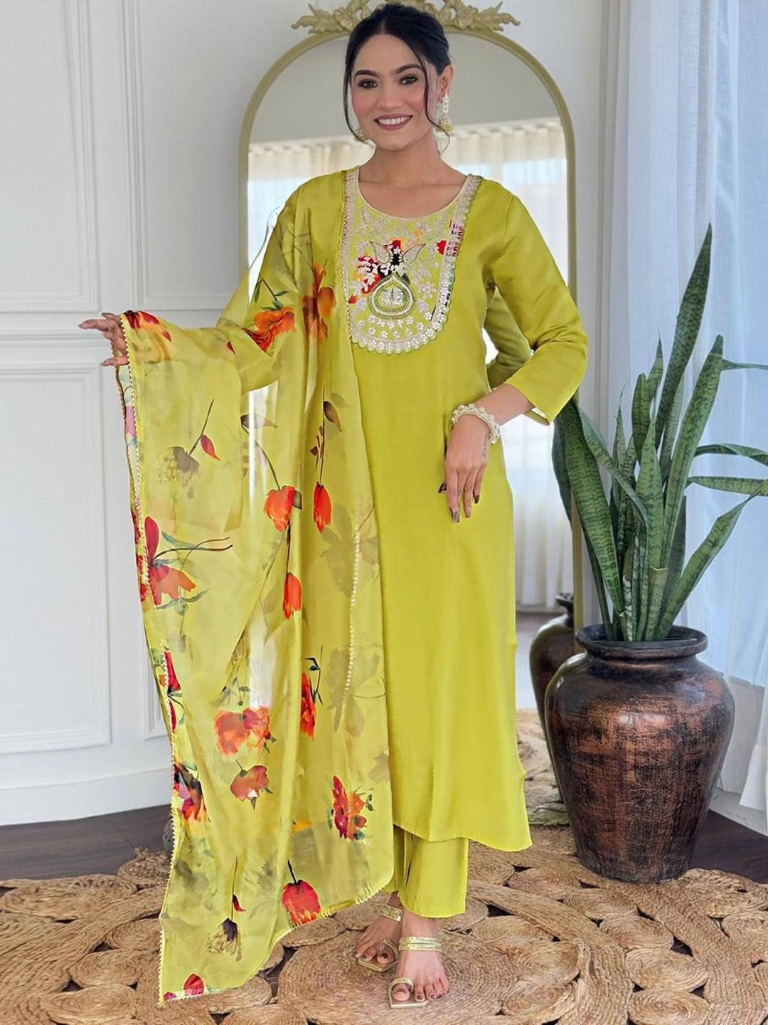 Buy PARTHVI Women Ethnic Motifs Printed Kurta With Trousers & Dupatta ...