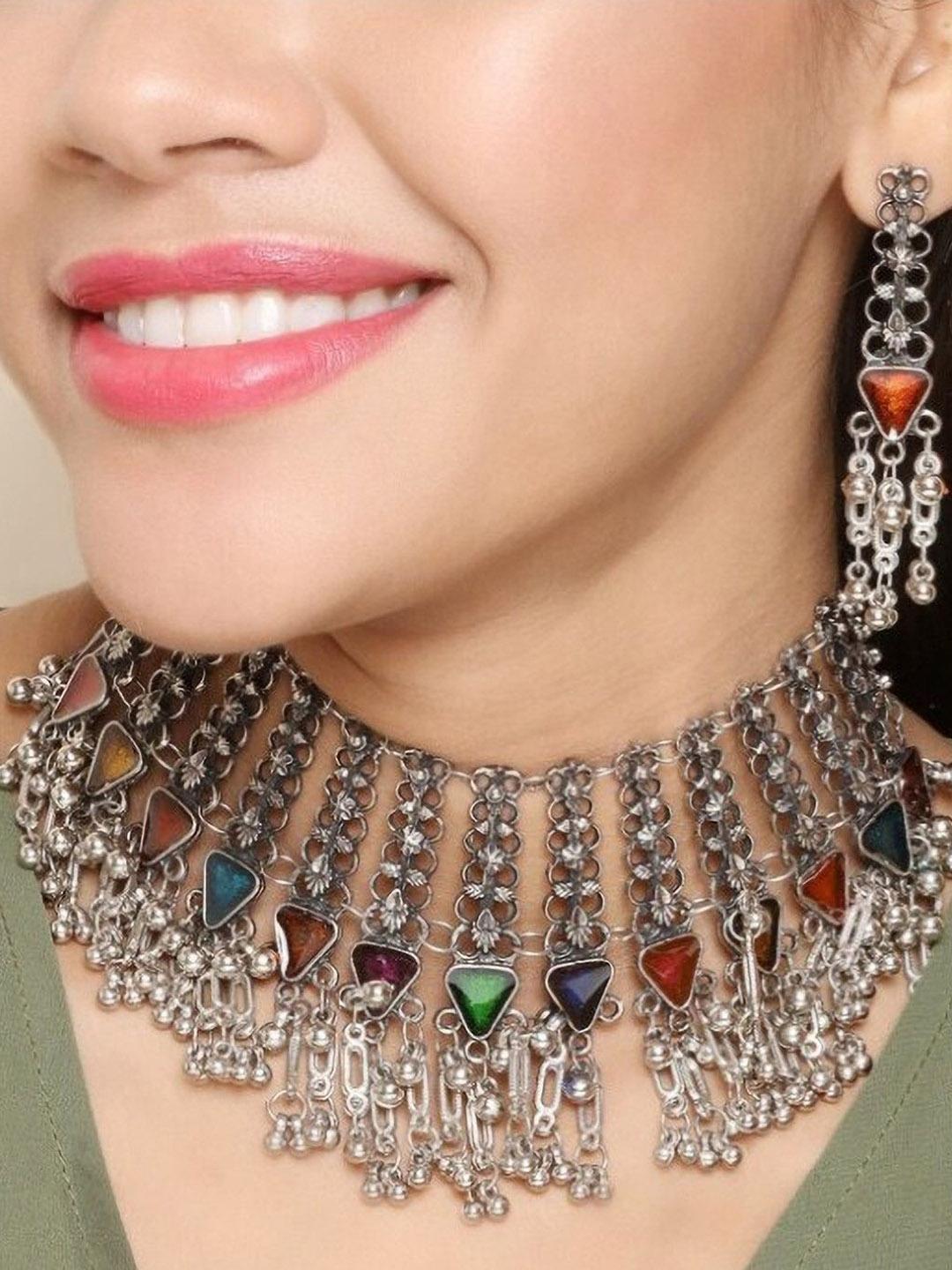 Buy Samridhi DC Women Stone Studded & Beaded Jewellery Set - Jewellery ...