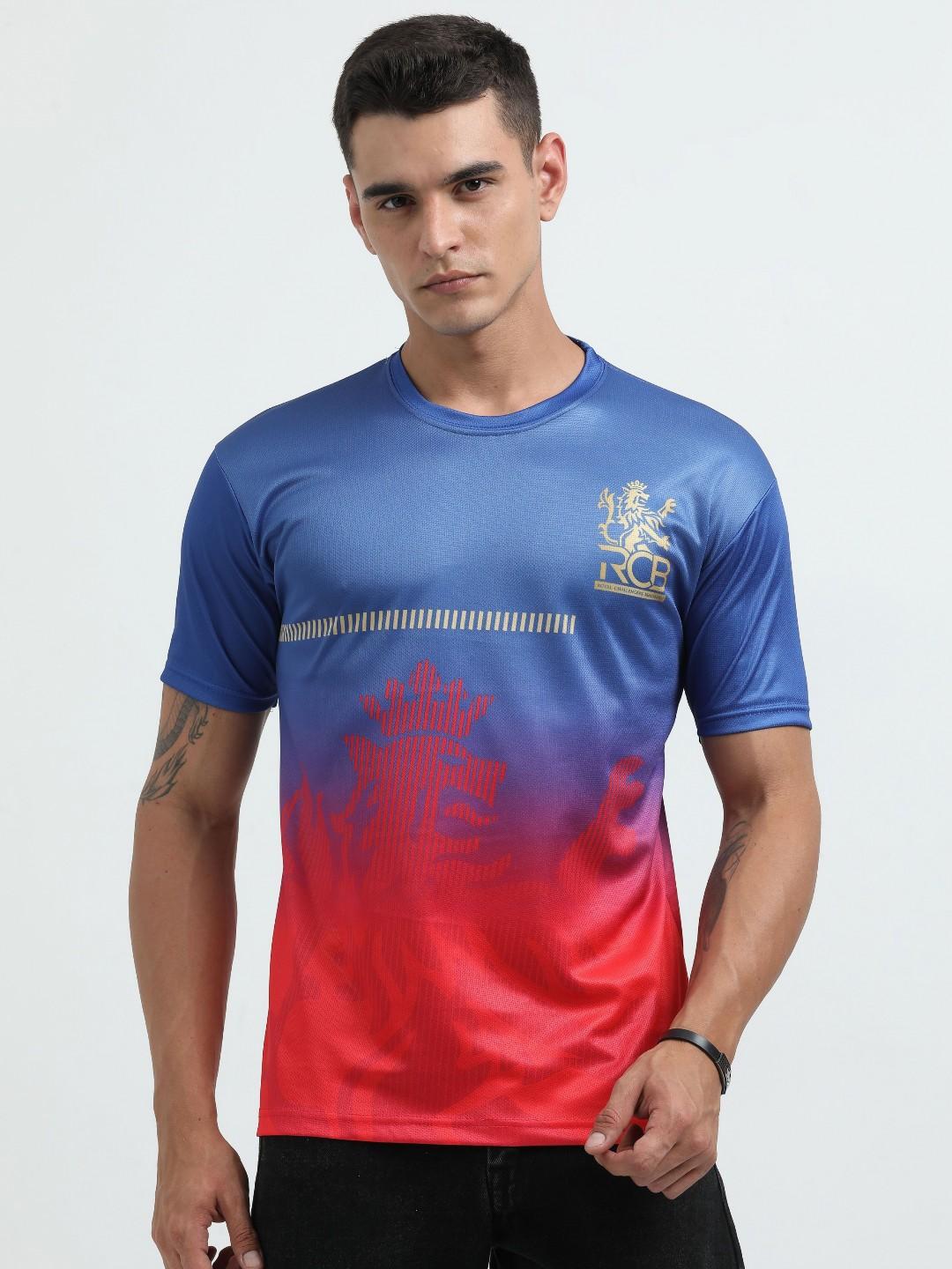 Buy RHINO CULT Men Typography Printed Rcb Cricket Jersey 2025 Virat 18 ...