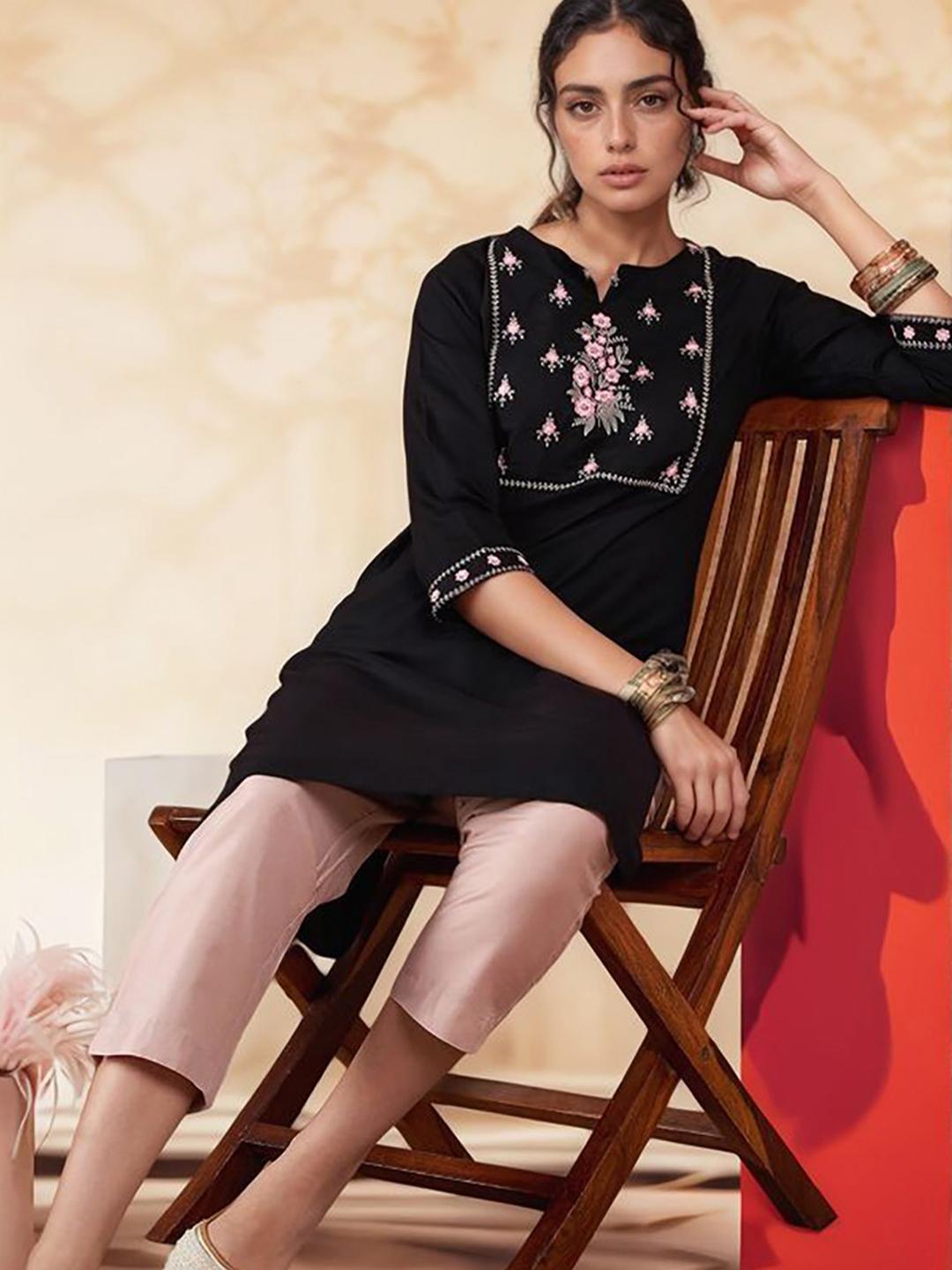 Buy HERE&NOW Floral Yoke Design Thread Work Notch Neck Straight Kurta - Kurtas for Women ...